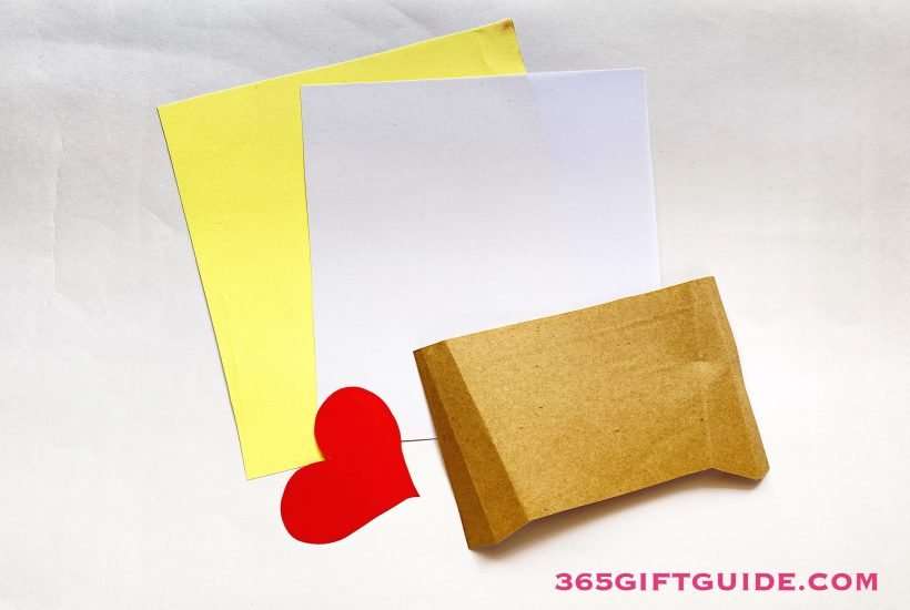DIY Valentine - Paper Flower Vase Craft | 365 Gift Guide